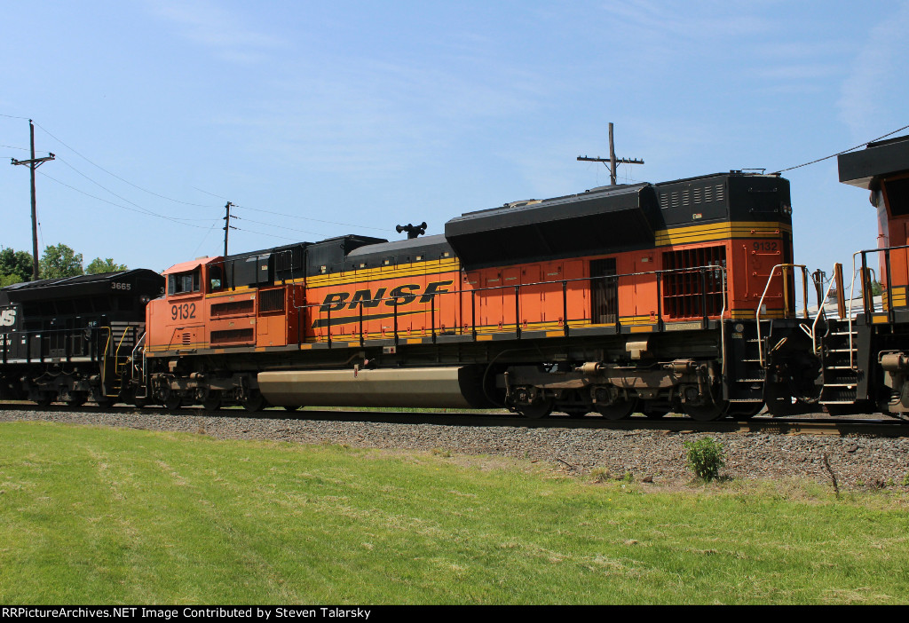 BNSF 9132